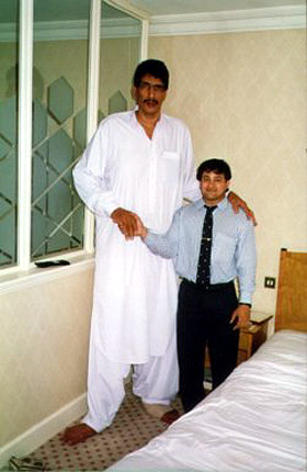 Haji Mohammad Alam Channa - The tallest man Pakistan