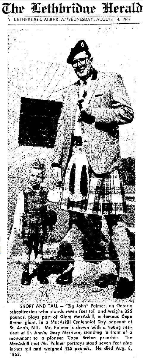 Angus MacAskill The tallest man in Scotland