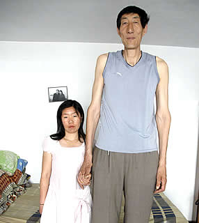 Bao Xi Shun The tallest man Mongolia