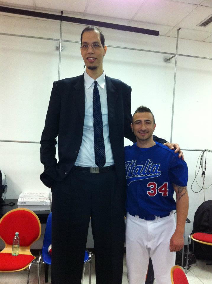 Brahim Takioullah - The tallest man Morocco