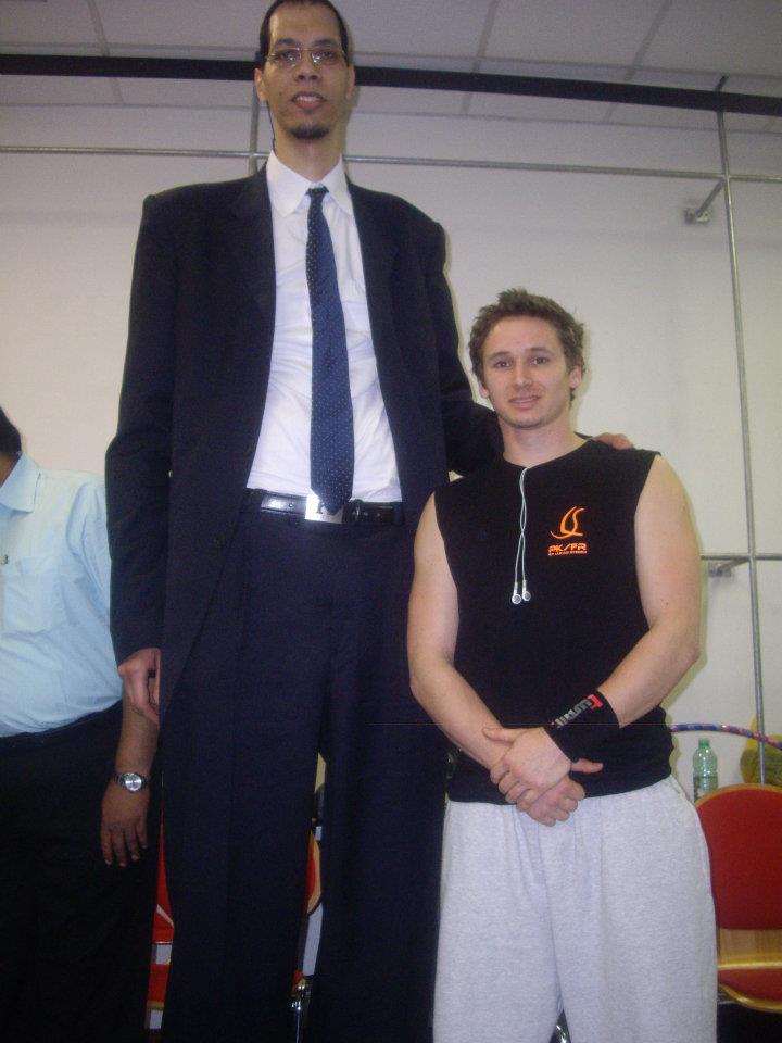 Brahim Takioullah - The tallest man Morocco