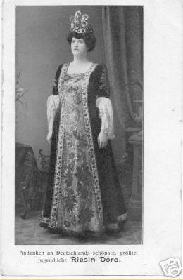 Dora Helms - The tallest woman Germany