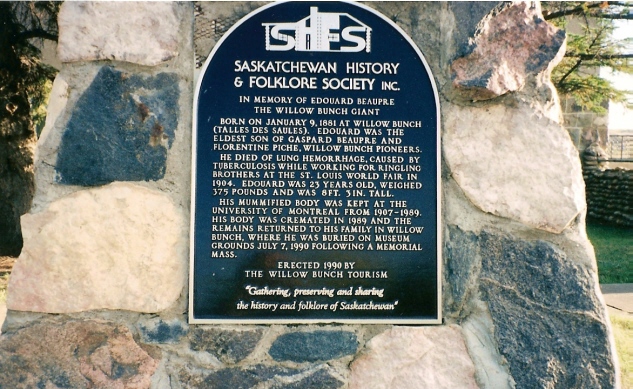 Edouard Beaupré - The tallest man Canada Le Geant Beaupre