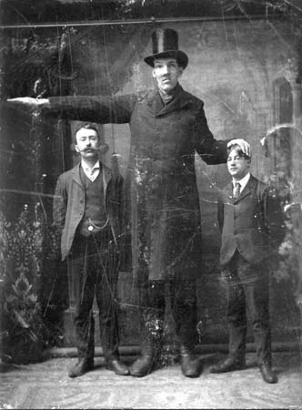 Edouard Beaupré - The tallest man Canada Le Geant Beaupre