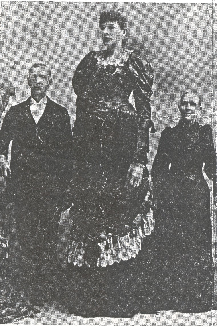 Ella Ewing The tallest woman Missouri