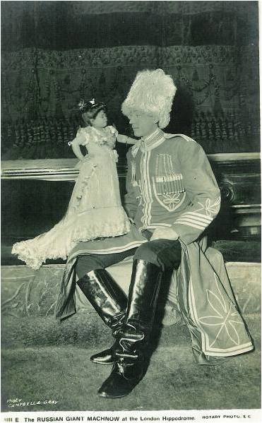 Feodor Machnow - The tallest man Russia Belarus