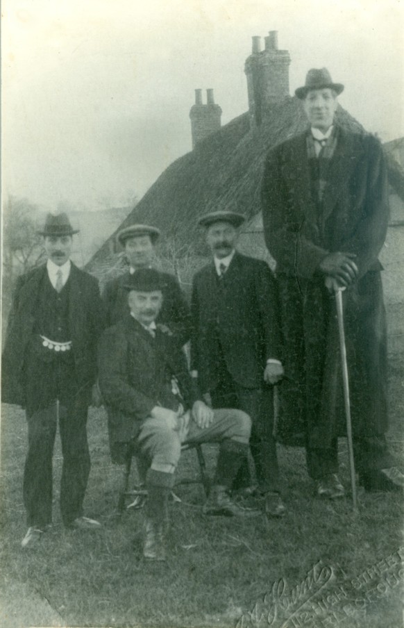 Frederick Kempster - The tallest man Wiltshire