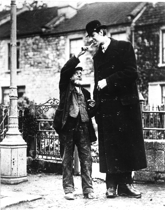 Frederick Kempster - The tallest man Wiltshire