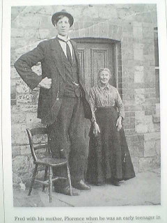 Frederick Kempster - The tallest man Wiltshire