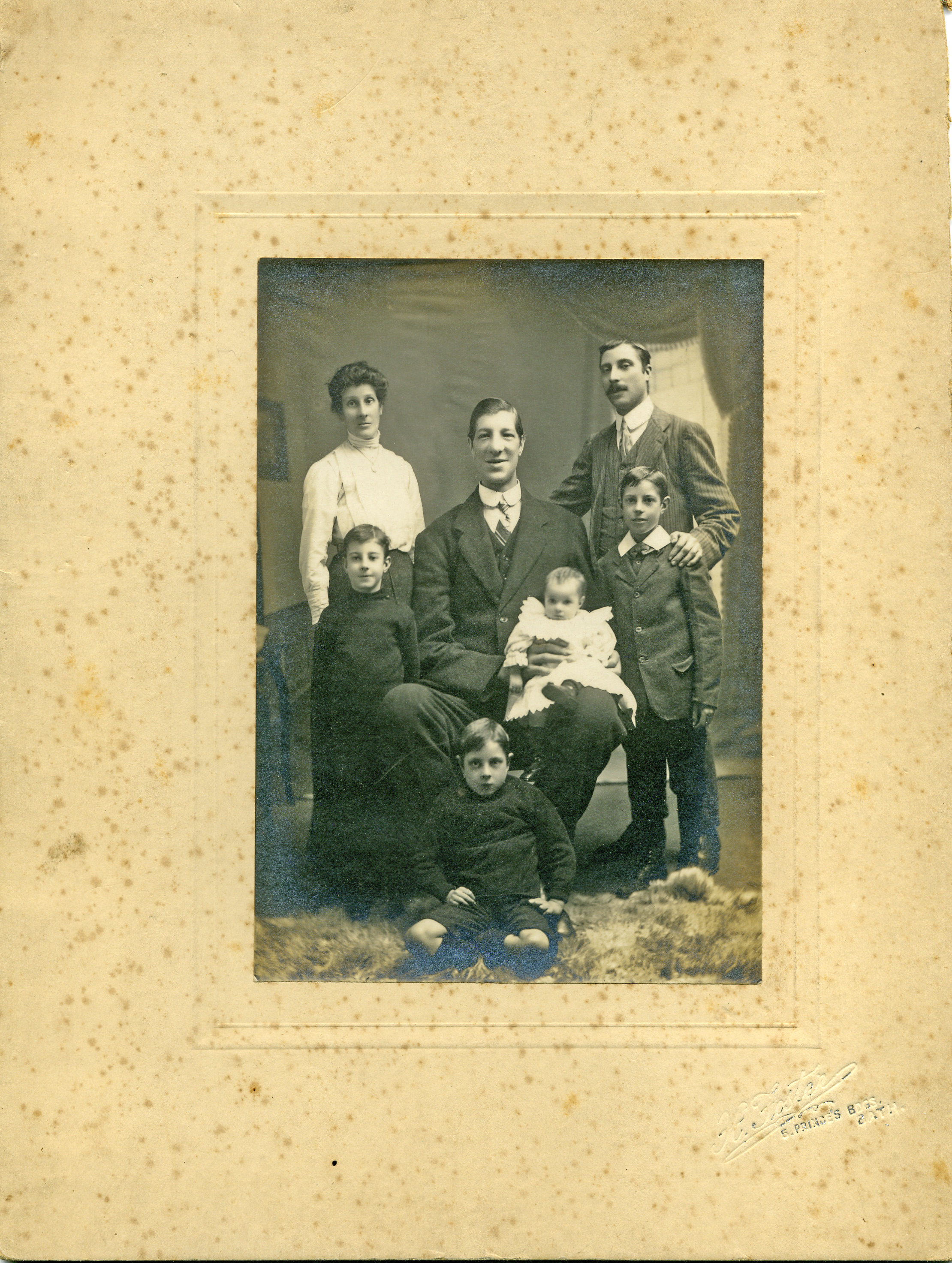 Frederick Kempster - The tallest man Wiltshire