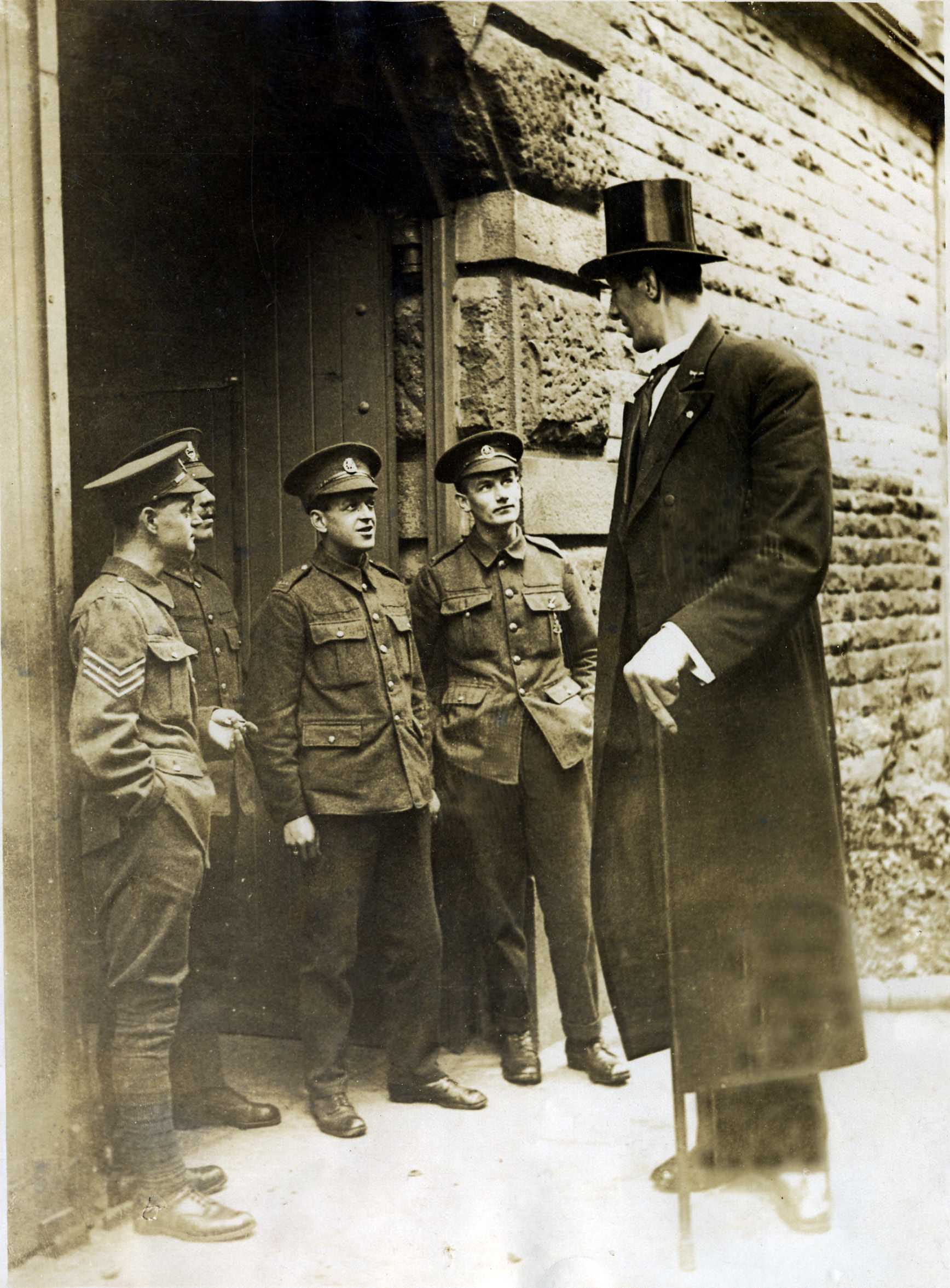 Frederick Kempster - The tallest man Wiltshire