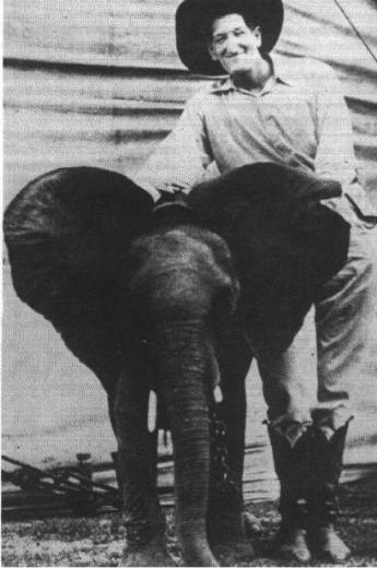 Jack Earle - The tallest man El Paso Texas