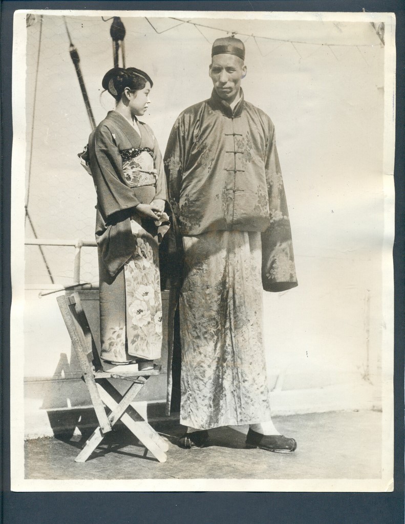 Liu Yu-Qing - The tallest man China