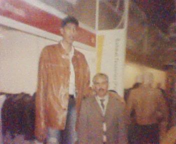 Naseer Soomro - The tallest man Pakistan