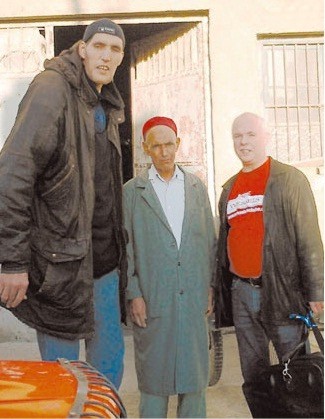 Radhouane Charbib - The tallest man Tunisia