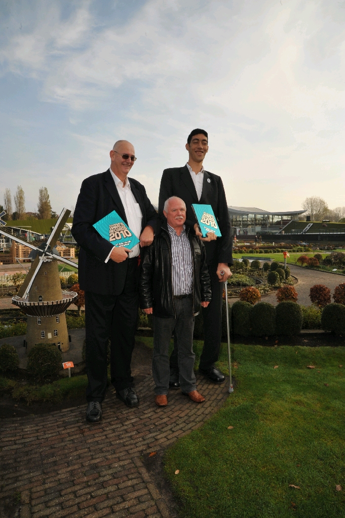 Rob Bruintjes - The tallest man of the Netherlands Holland