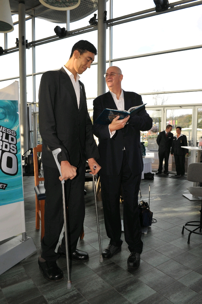 Rob Bruintjes - The tallest man of the Netherlands Holland