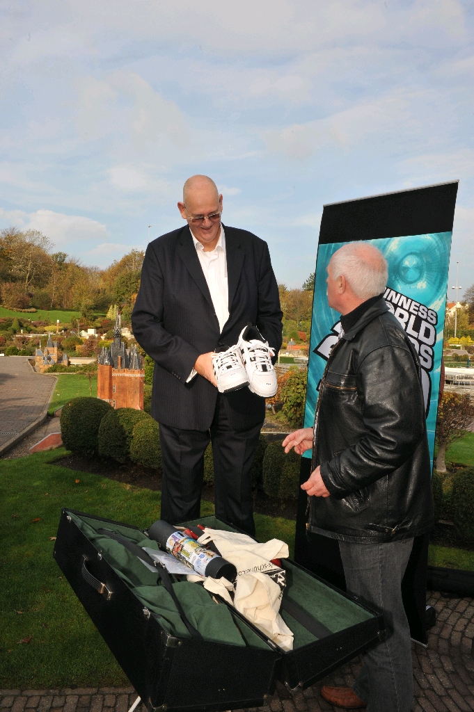 Rob Bruintjes - The tallest man of the Netherlands Holland
