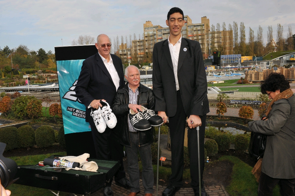 Rob Bruintjes - The tallest man of the Netherlands Holland