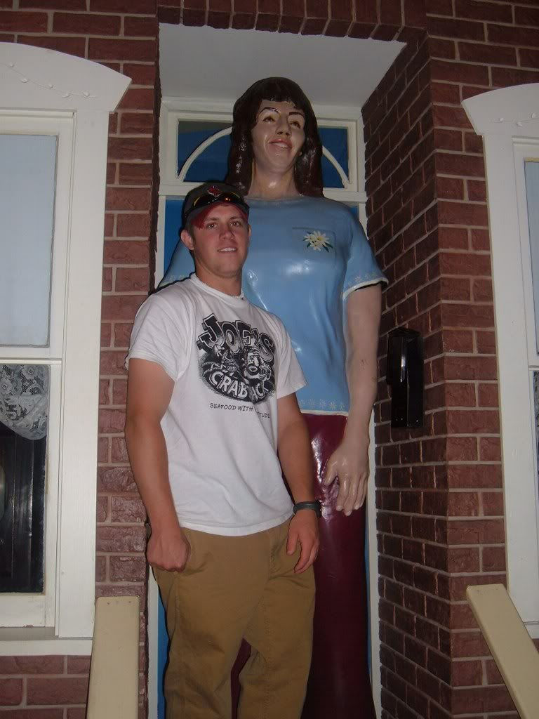 Sandy Allen - The tallest woman