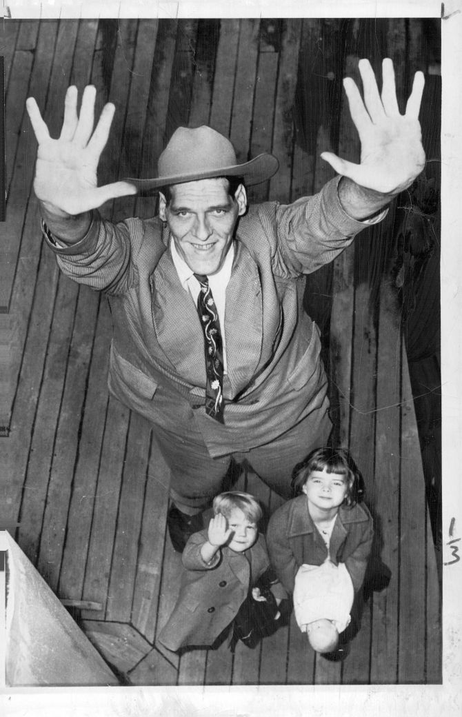 Ted Evans - The tallest man England