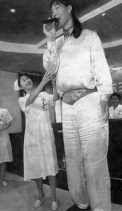 Yao Defen The tallest woman China