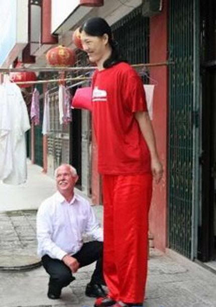 Yao Defen The tallest woman China
